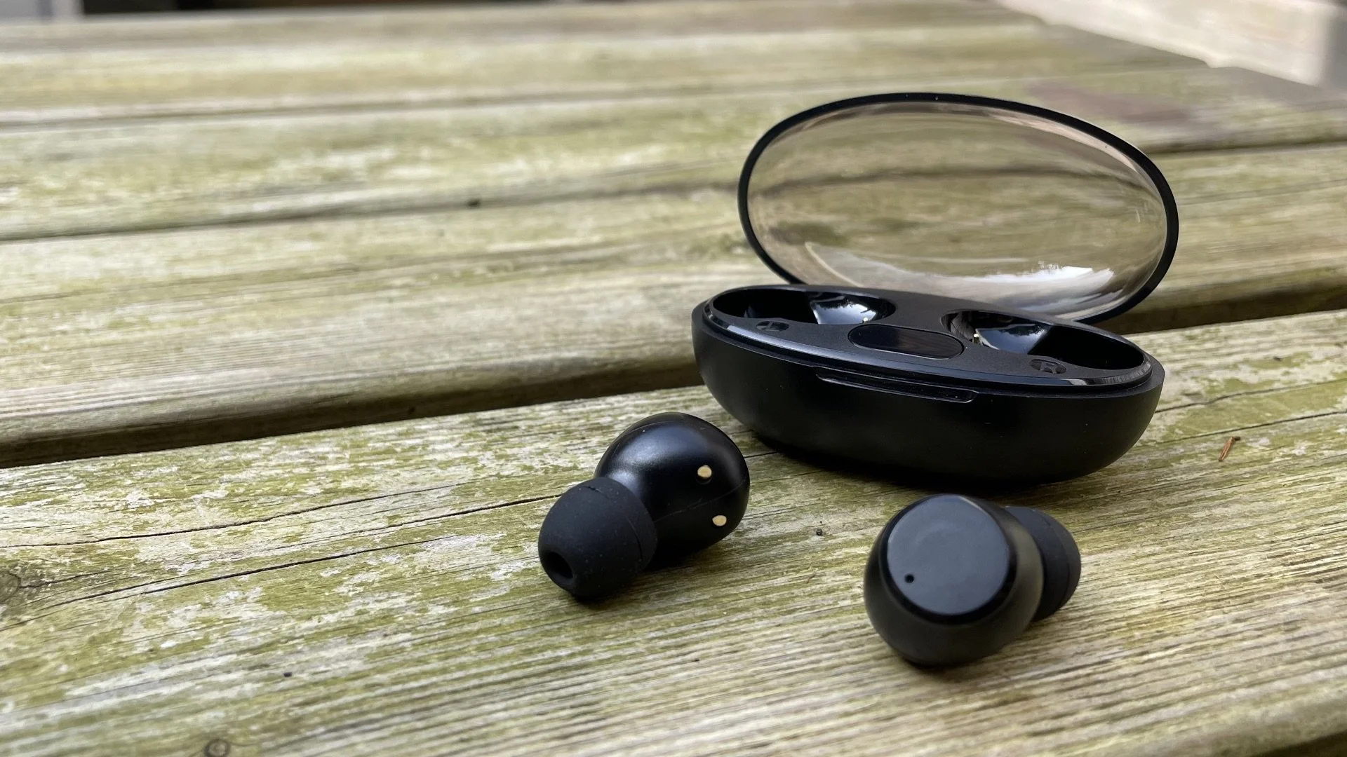 Tested: The top 15 most popular $5 earbuds from AliExpress