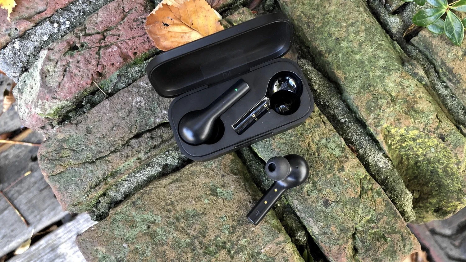 QCY T5 review: The best ultra-cheap Apple AirPods alternative