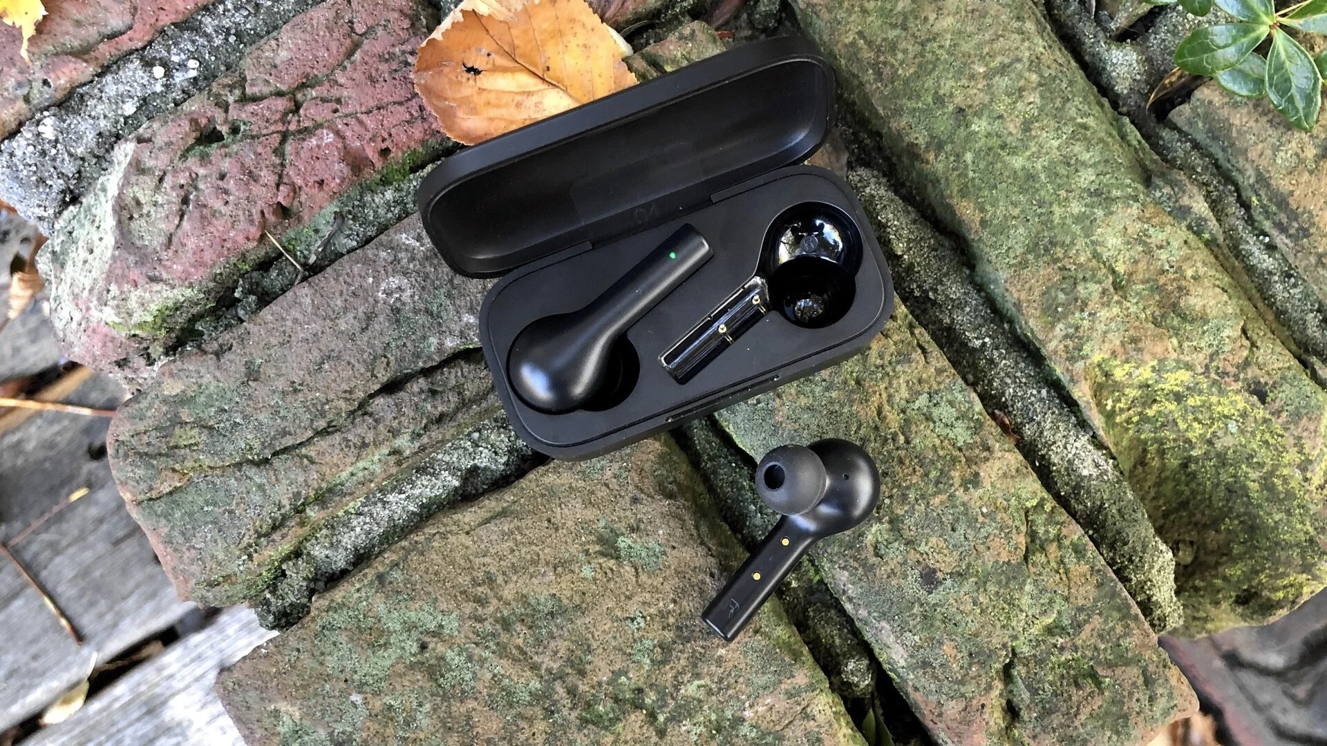 QCY T5 review: The best ultra-cheap Apple AirPods alternative