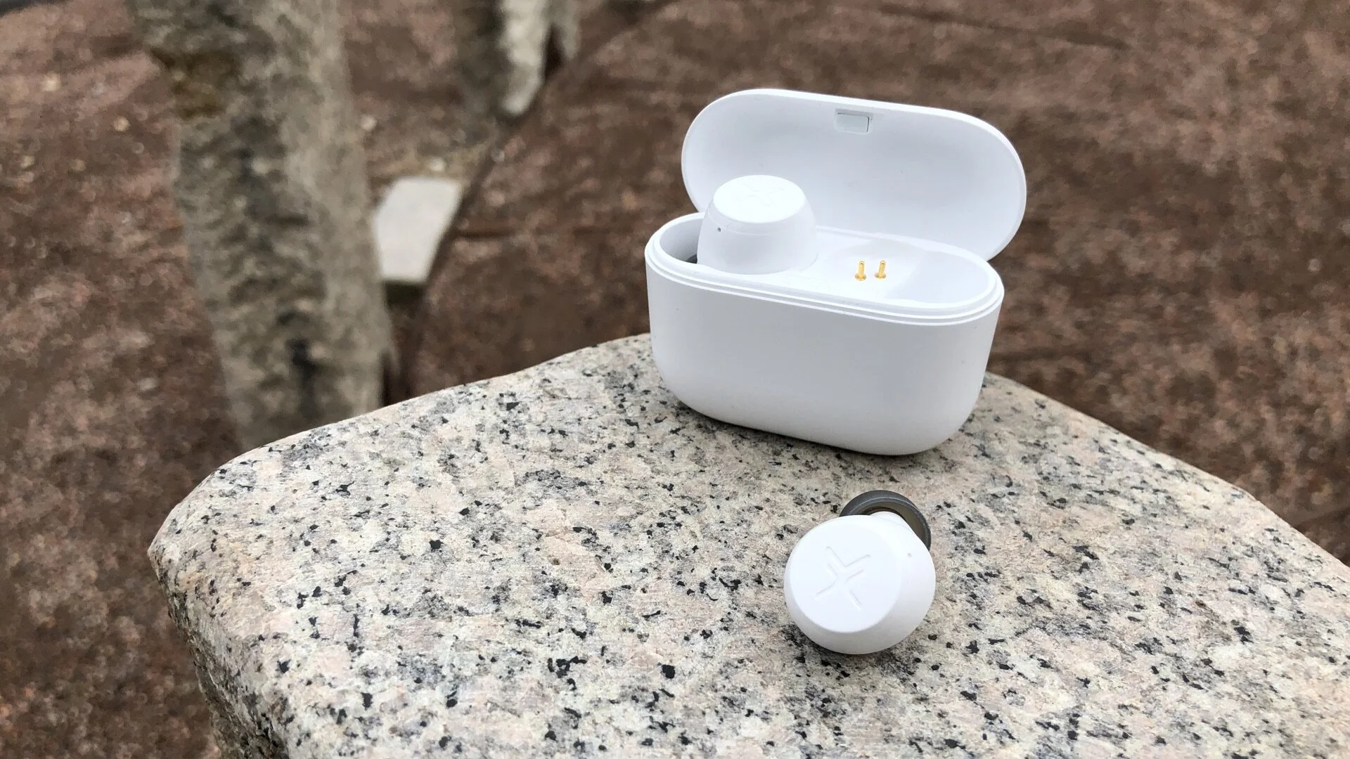 Edifier X3: The best new ultra-cheap wireless earbuds