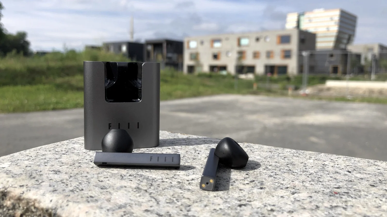 Xiaomi Mi Air 2 SE review: Good cheap AirPods-alternatives
