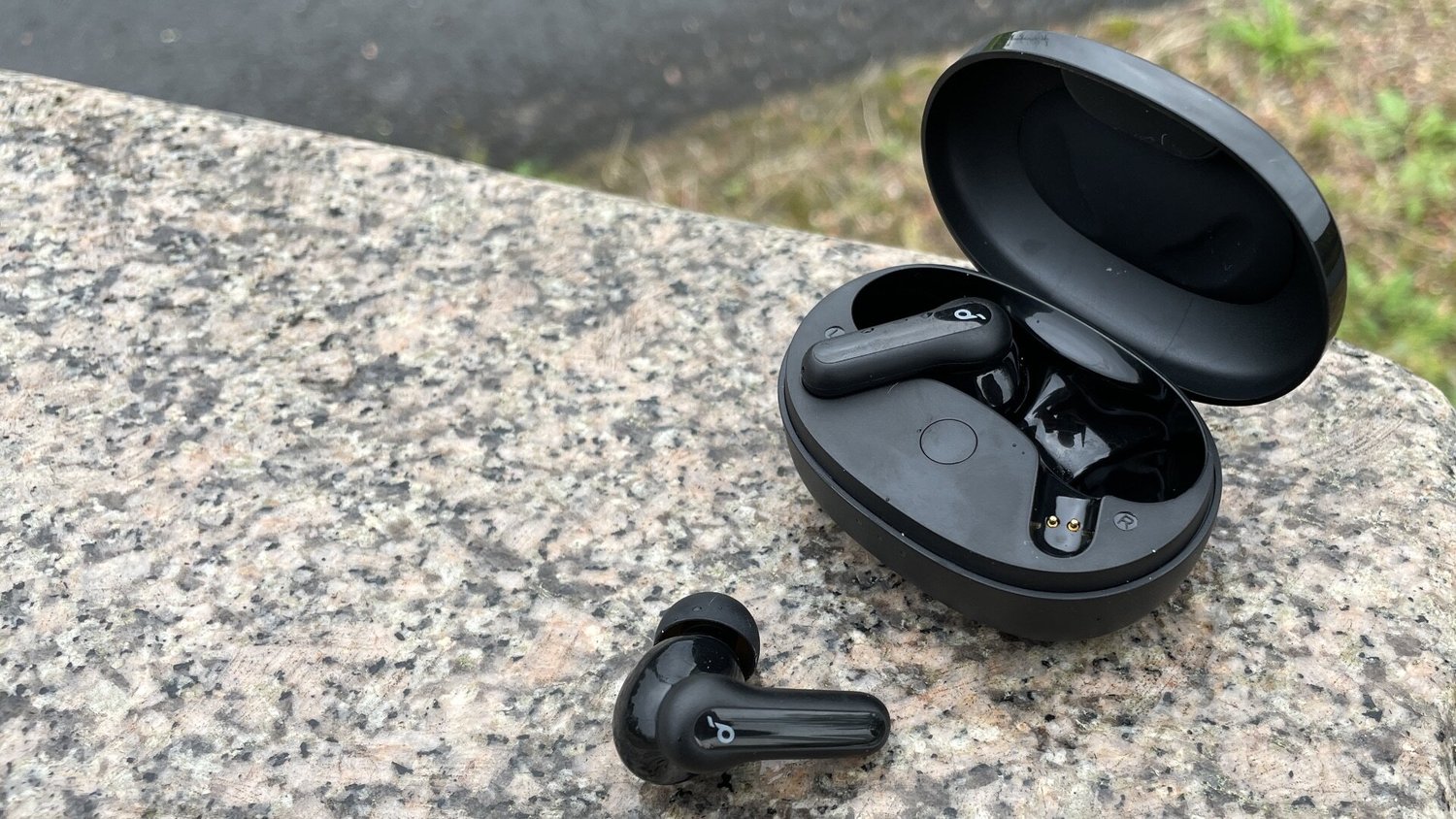 Soundcore Life P2 Mini review: You get what you pay for
