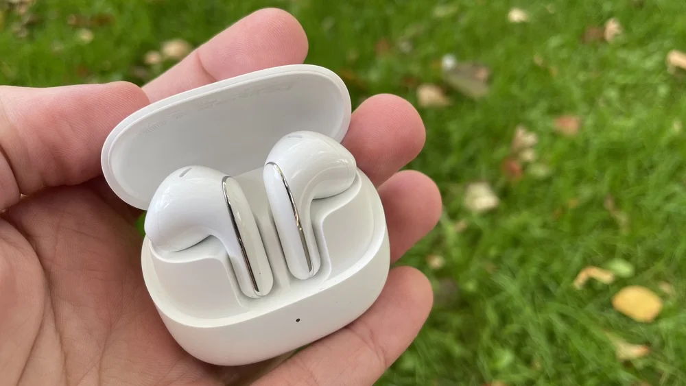 Xiaomi Buds 5 review: THE cheap AirPods 4 alternative?