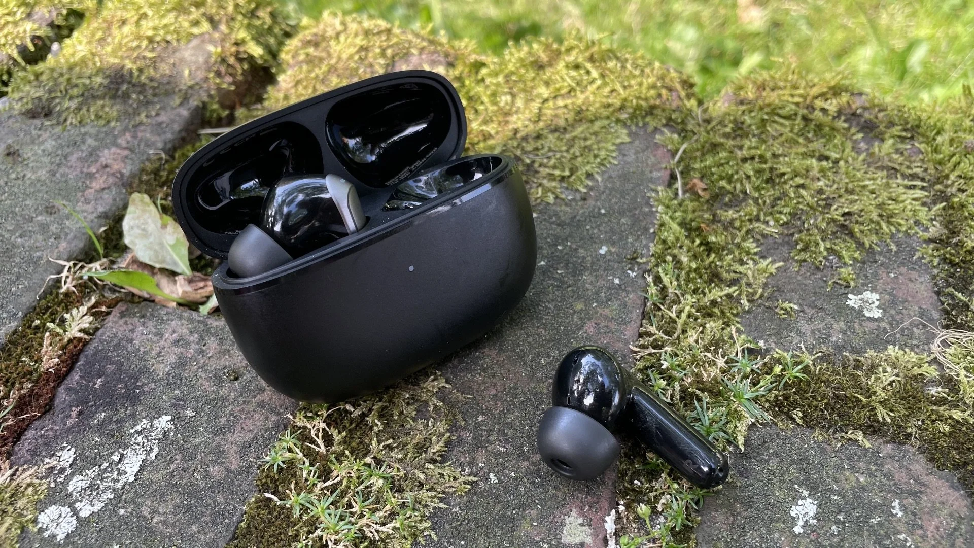 Earfun Air 2 NC review: The BEST gaming earbuds under $100