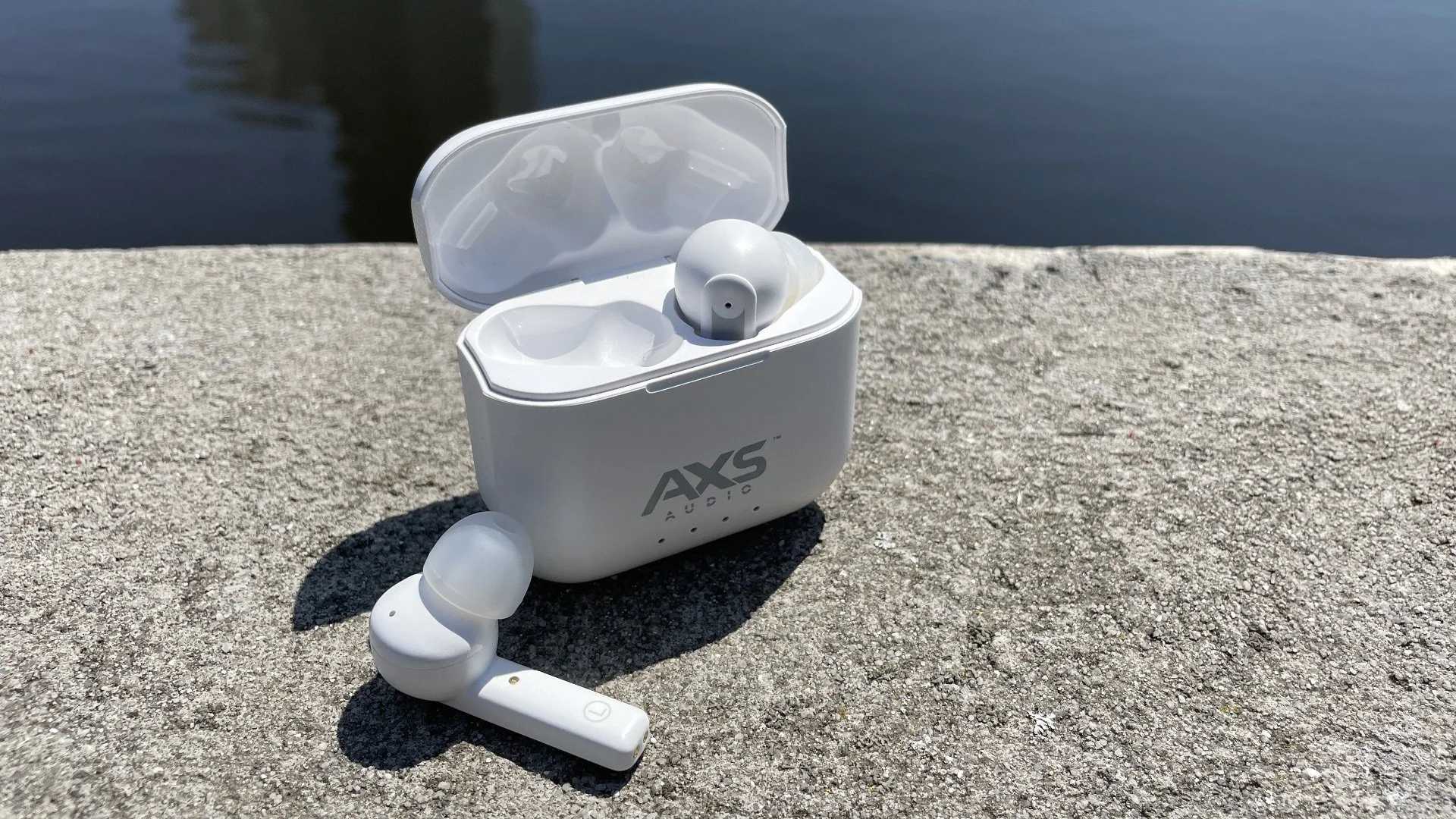 AXS Audio TWS review: Steep price, phenomenal sound