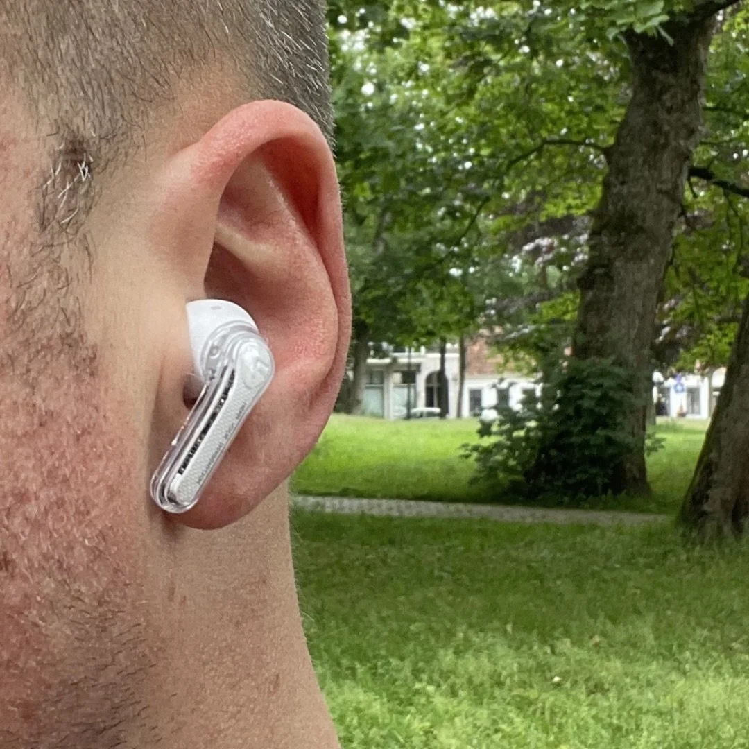 $25 earbuds review: SoundPEATS Clear vs Tronsmart Sounfii R4