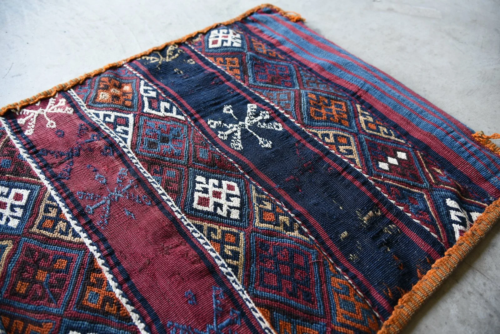 Persian Wall Hanging — Weft & Wool