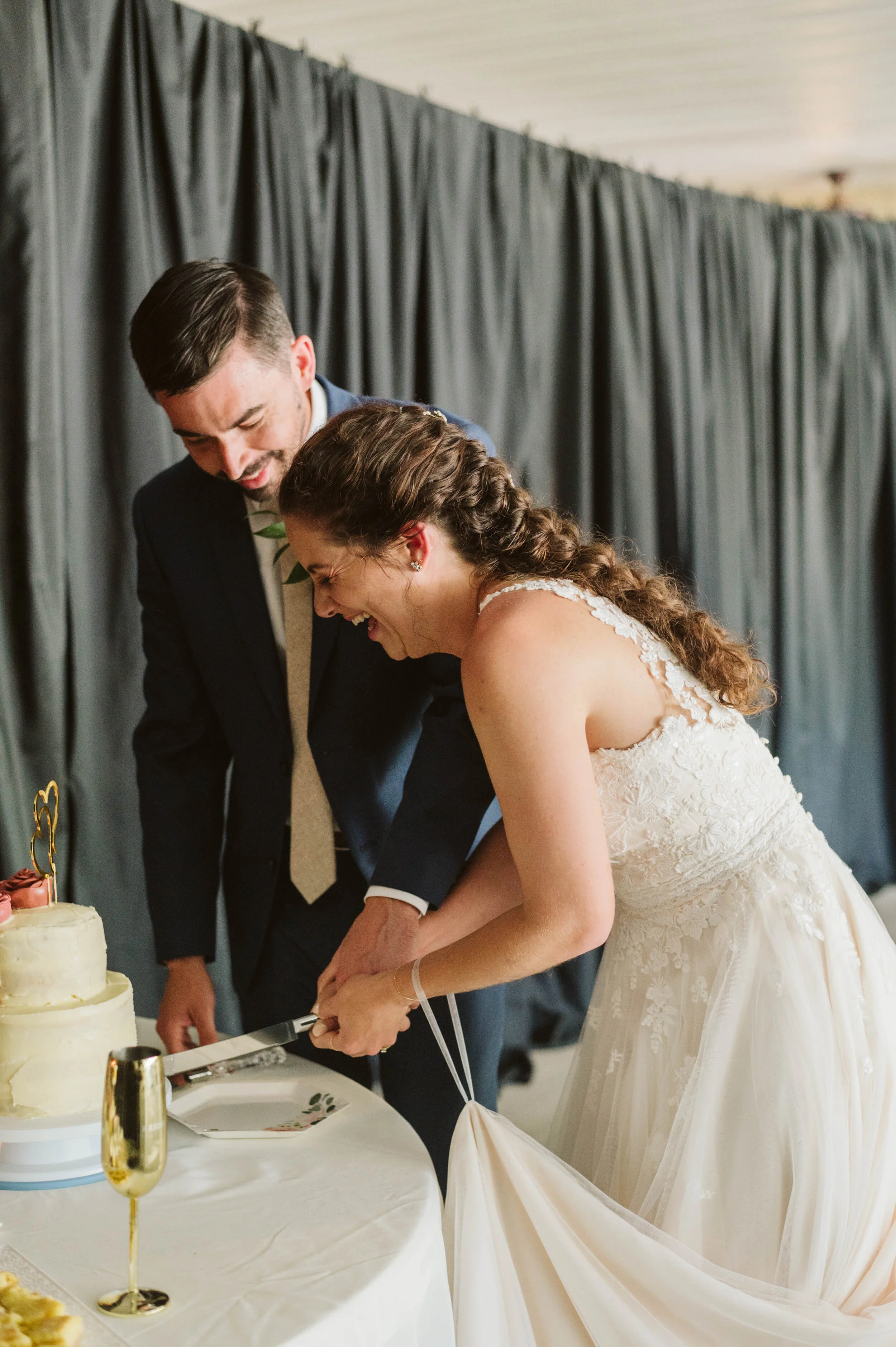 The Cadle Farm Wedding Photos | Grassy Meadows, WV Photographer | Emma ...