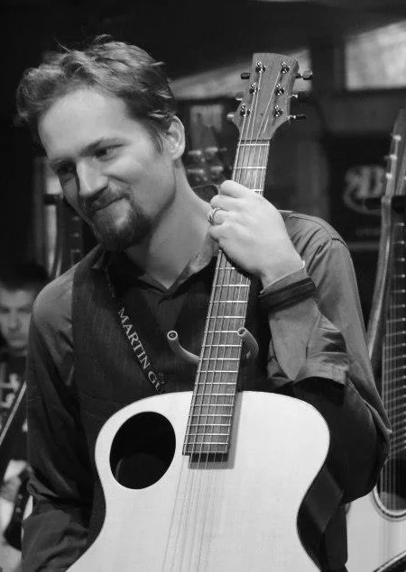 About — Martin Keith Guitars