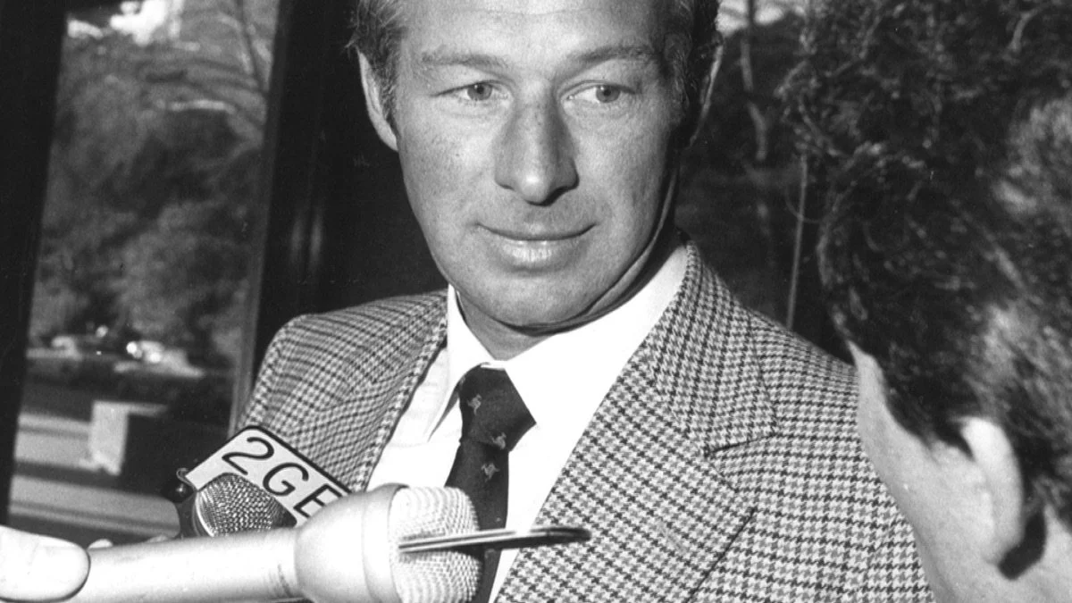 Dulcie's Kings Cross — "The Notorious Roger Rogerson" with Duncan McNab ...