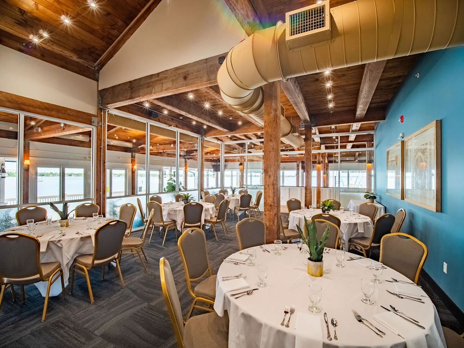 Private Events — Riverhouse