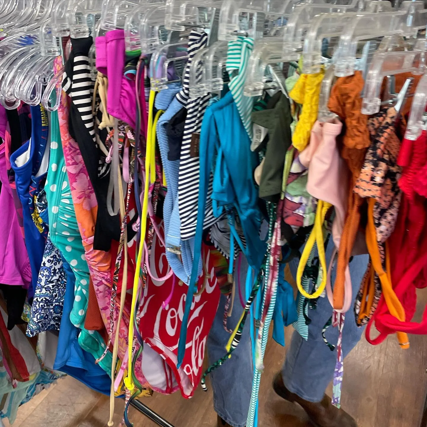 Thrift Shops — LVIS