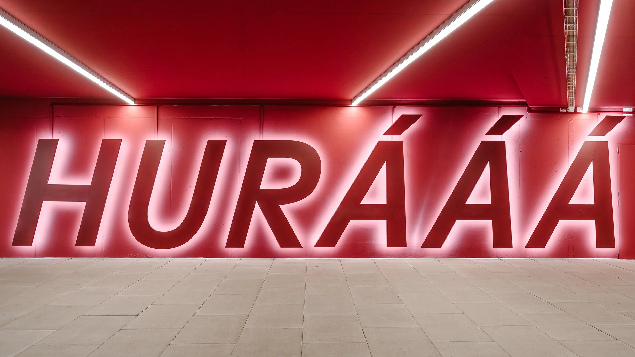 HURÁÁÁ ŽIŽKOV — MONUMENT