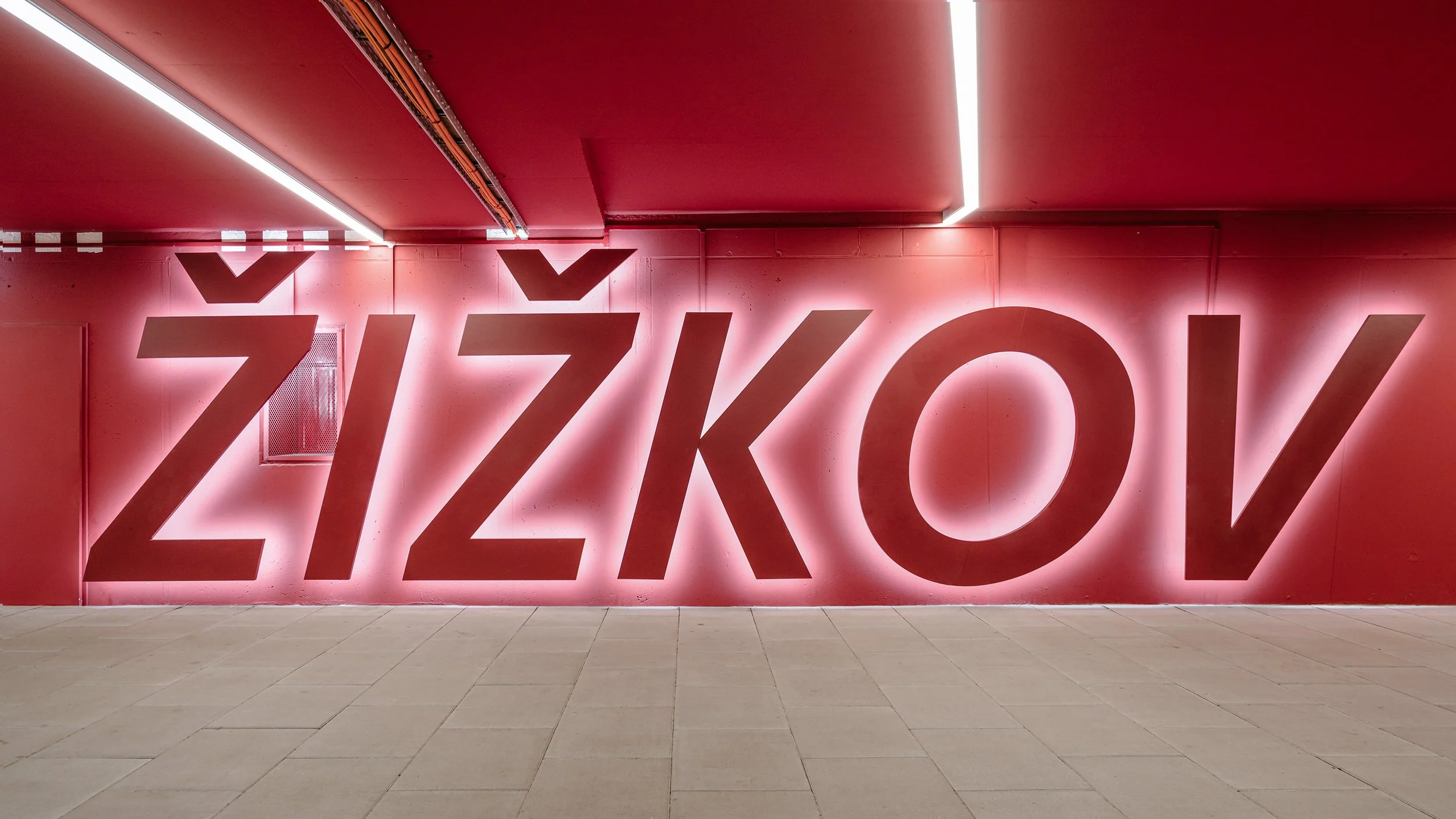 HURÁÁÁ ŽIŽKOV — MONUMENT