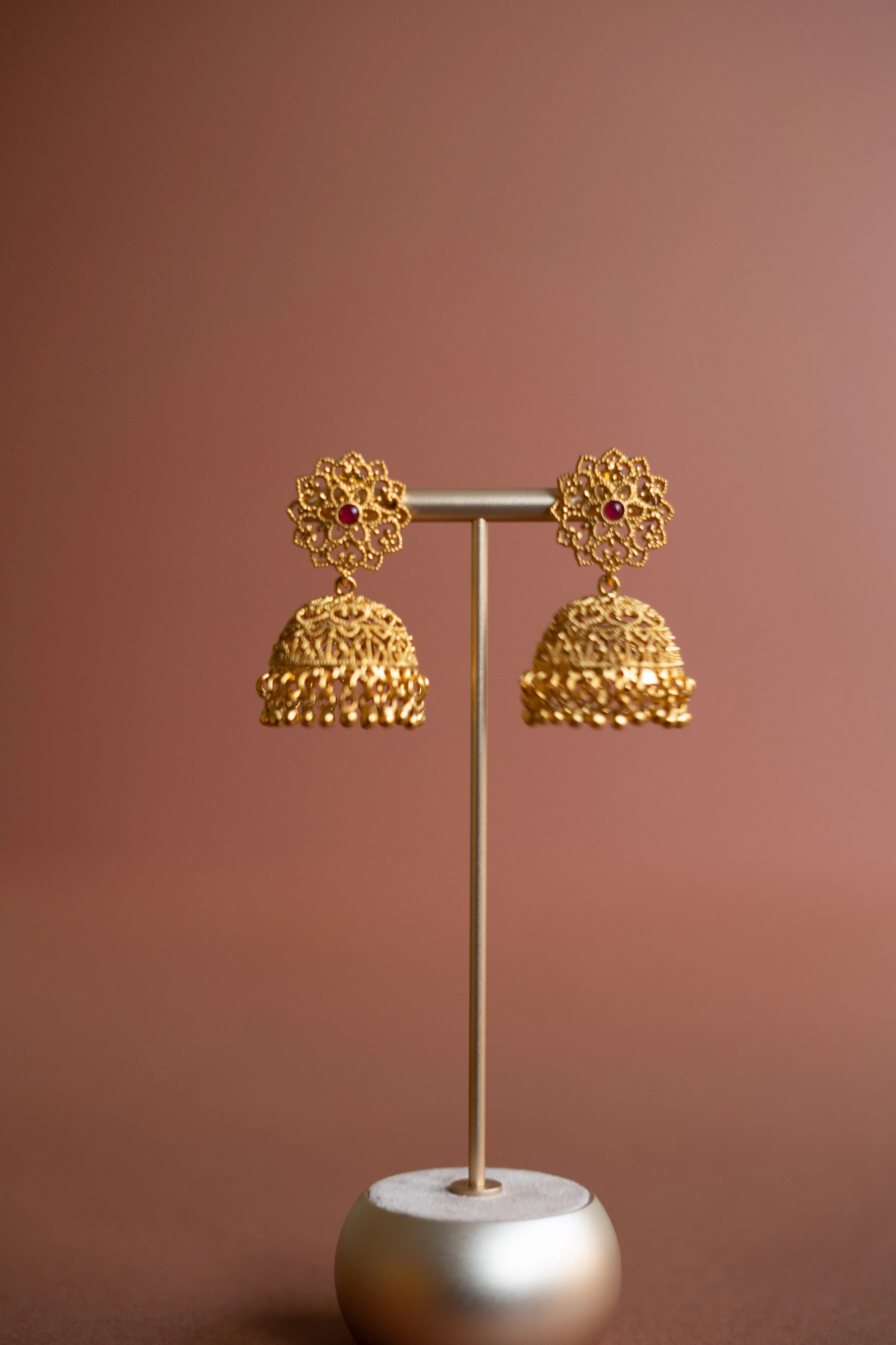 Jhumkas Online Shopping | Buy Jhumkis Collections in UK - Loukiya