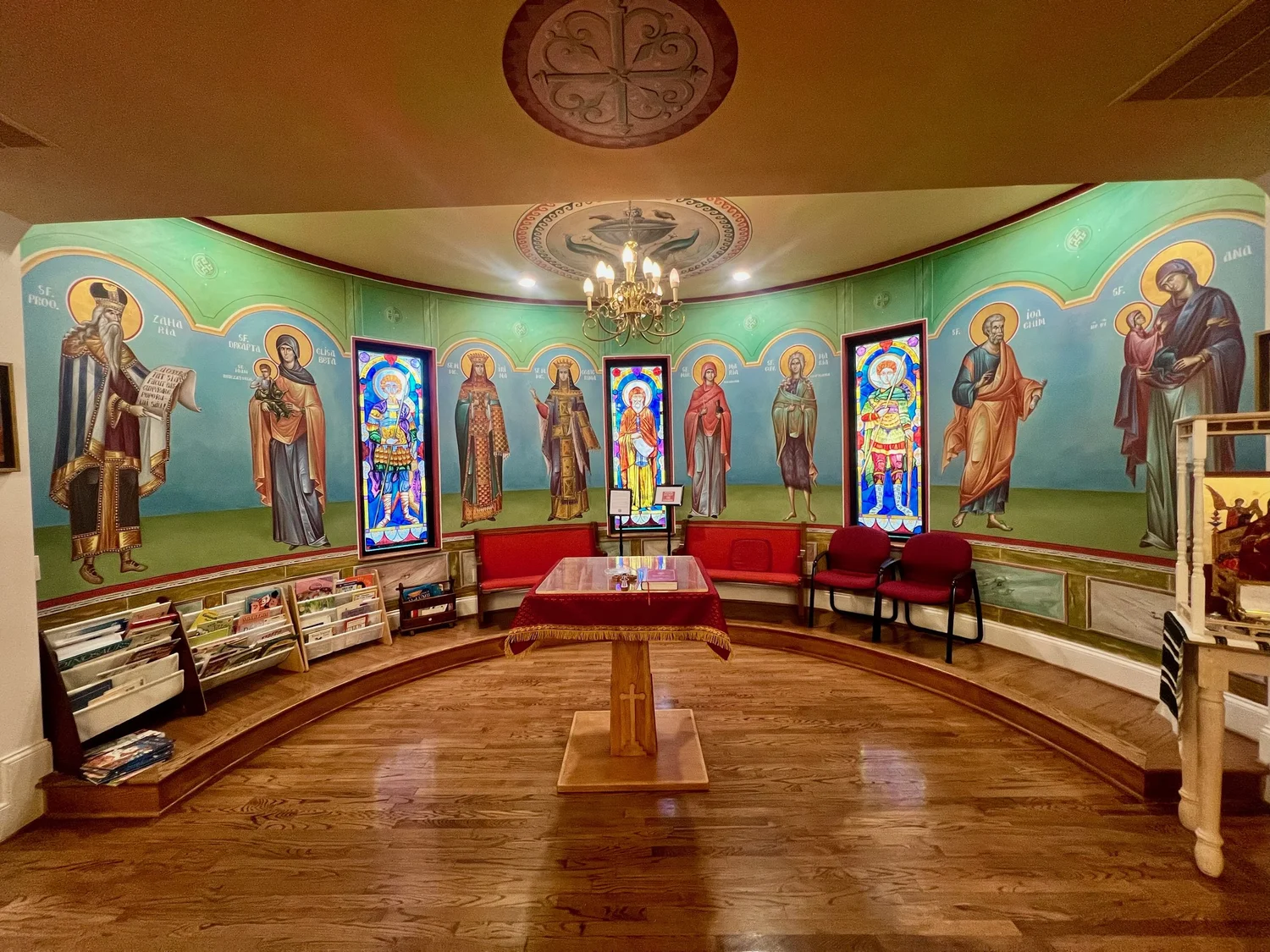 Pictura Bisericii — Biserica Ortodoxa Romana Sfintii Imparati ...