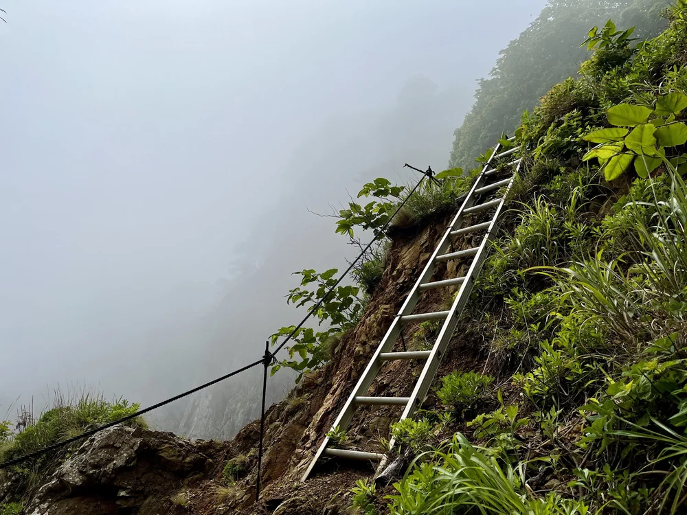 Fudai to Tanohata (Kitayamazaki Cliffs - 2 Days) — Michinoku Coastal Trail