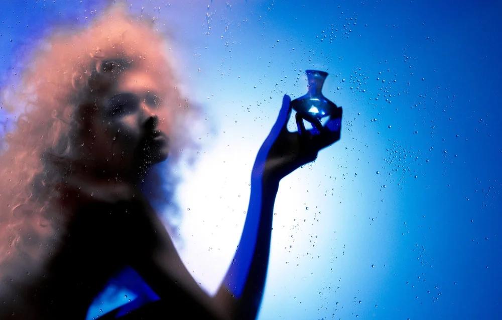 Perfume & Fragrance Photographer | Simon Songhurst — SIMON SONGHURST