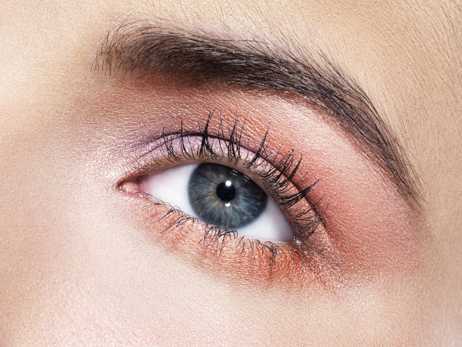 Macro Beauty Photographer London — SIMON SONGHURST