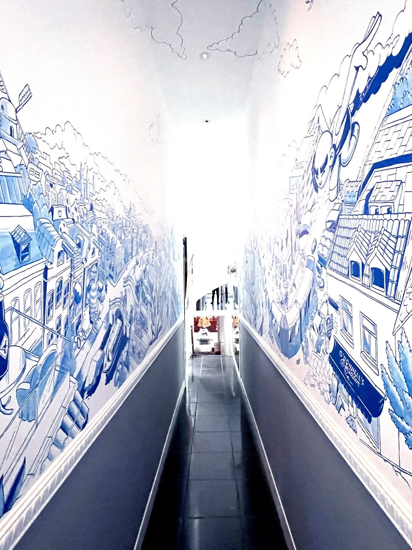 Amsterdam Blue Delft style Mural — Lorenzo Milito