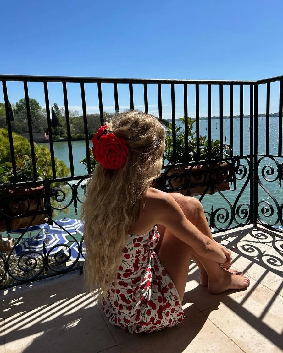 Let's Talk About...The Tomato Girl Aesthetic — Nicole Bozzani