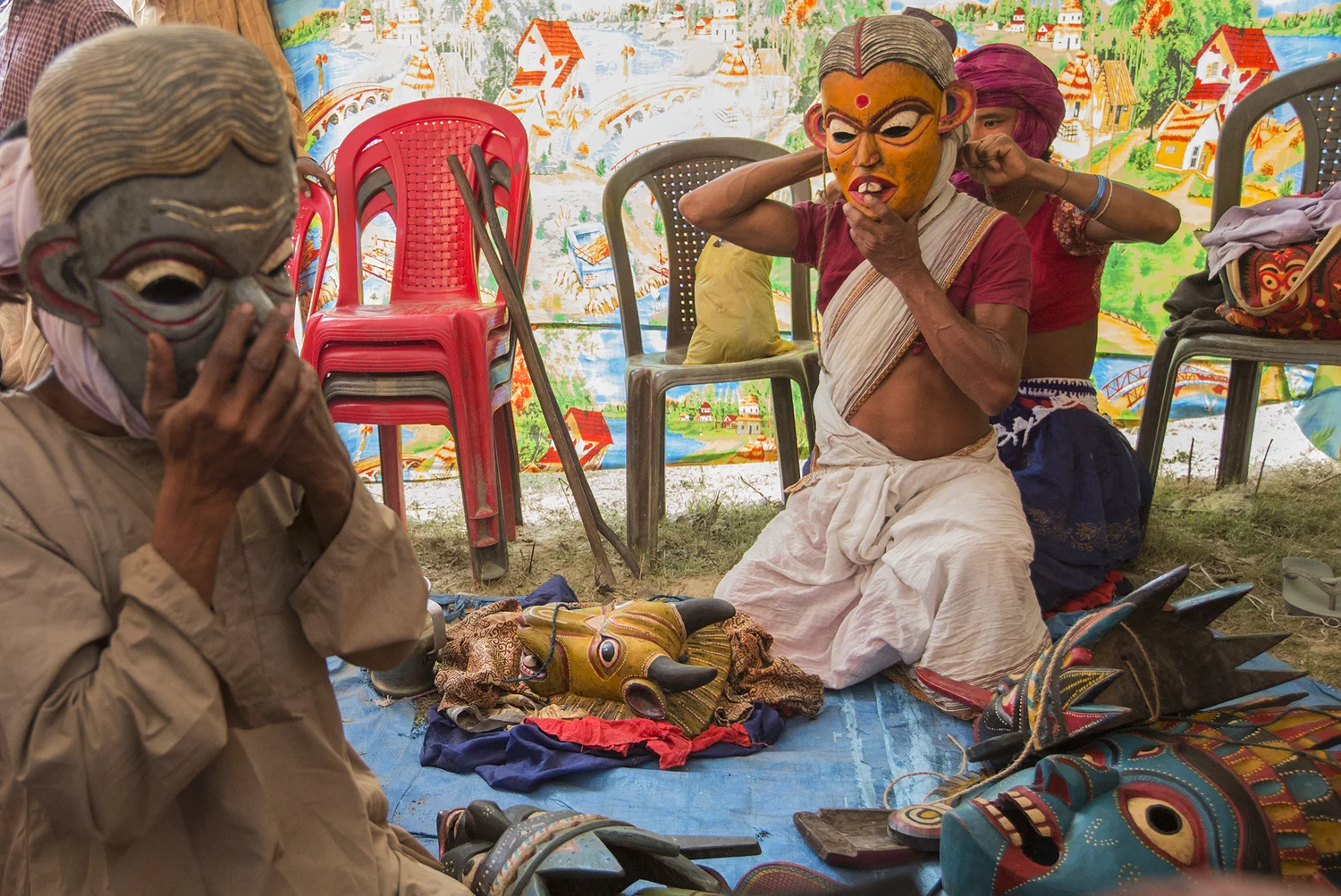 Gomira - The tradition of masked dance — Lopamudra Talukdar