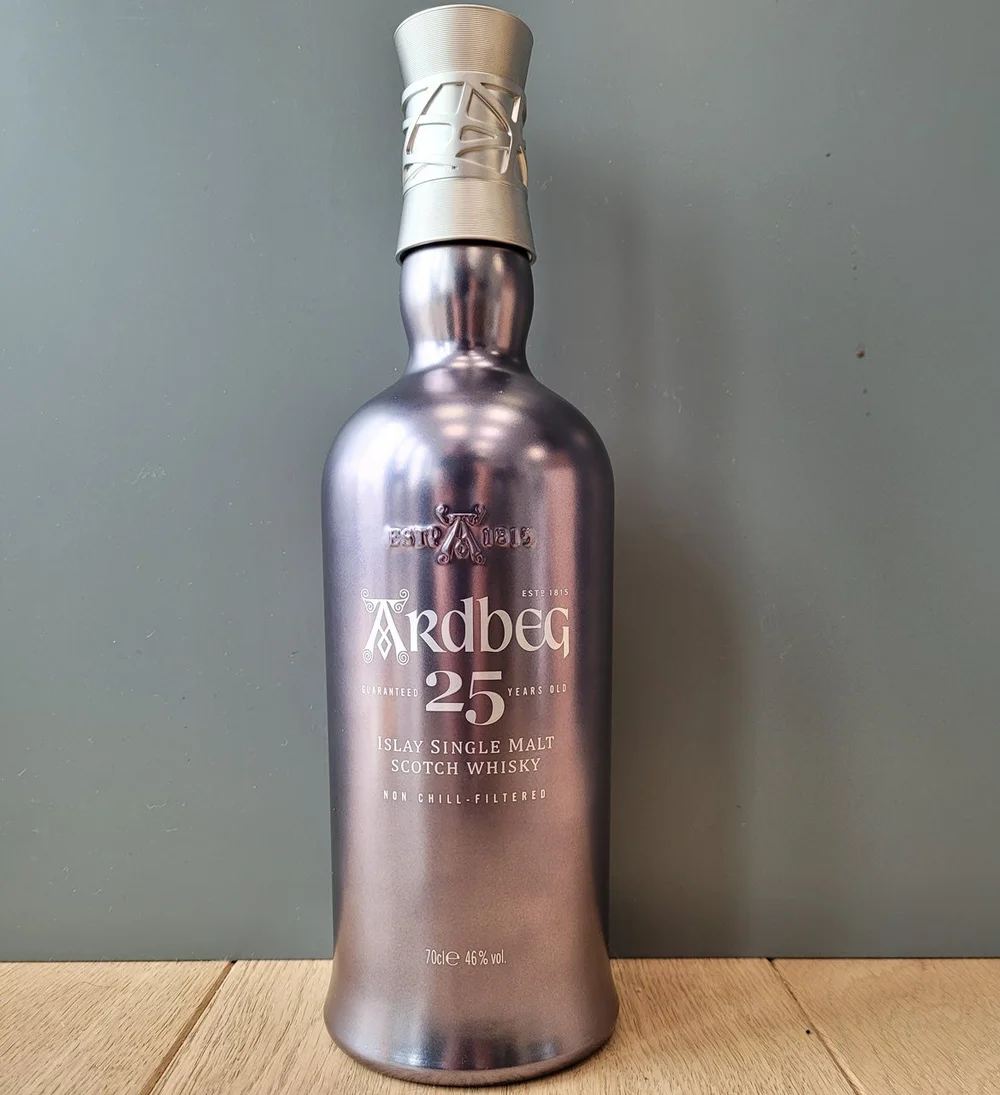 Ardbeg 25 Years Old (2022) — Whisky Saga