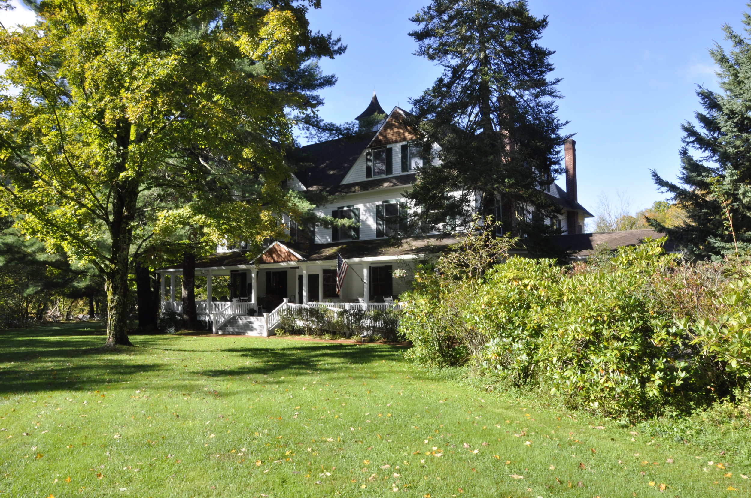 Contact Beaverkill Valley Inn | Boutique Bed and Breakfast in Catskills ...