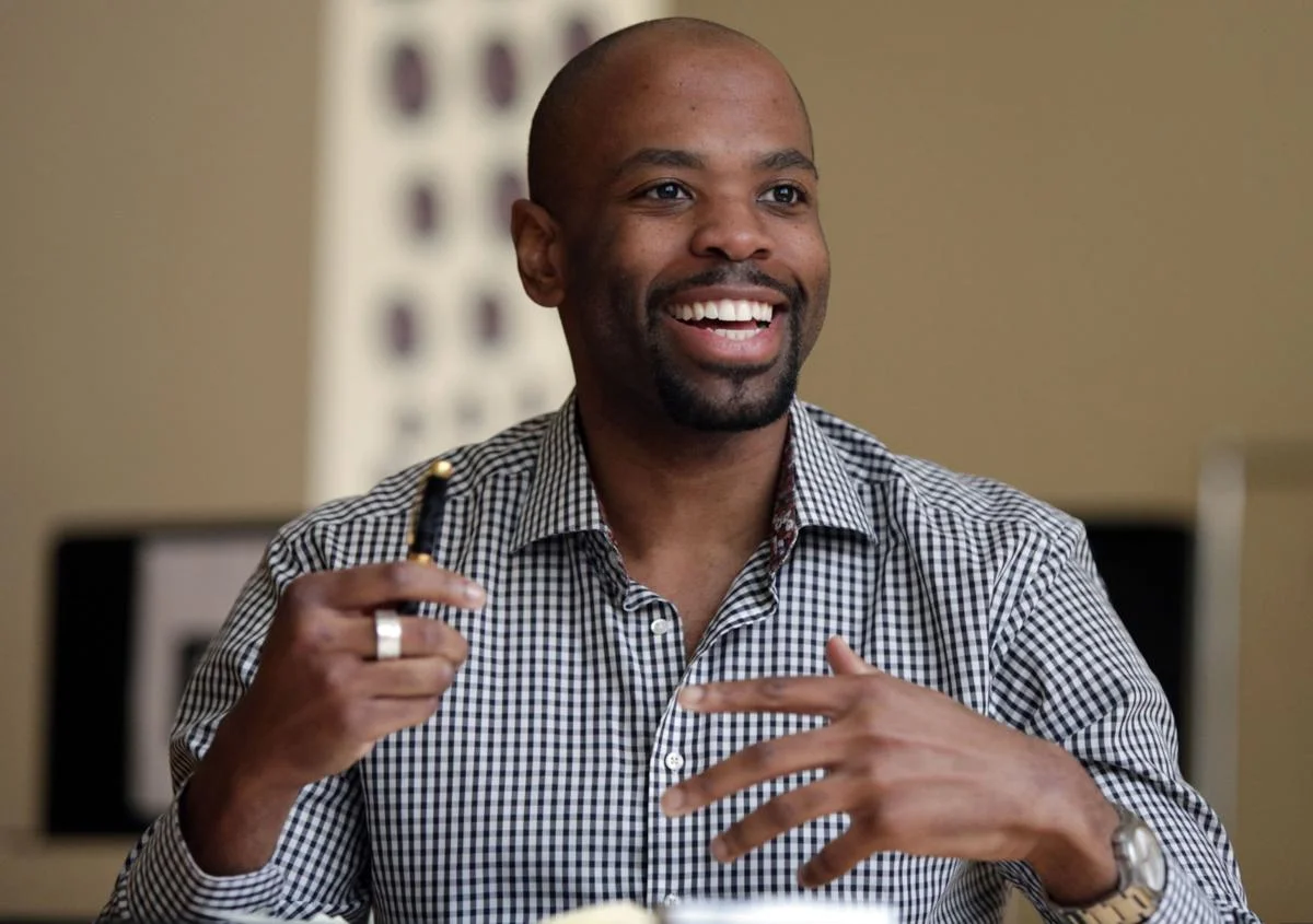 Joshua Stewart | Tenor