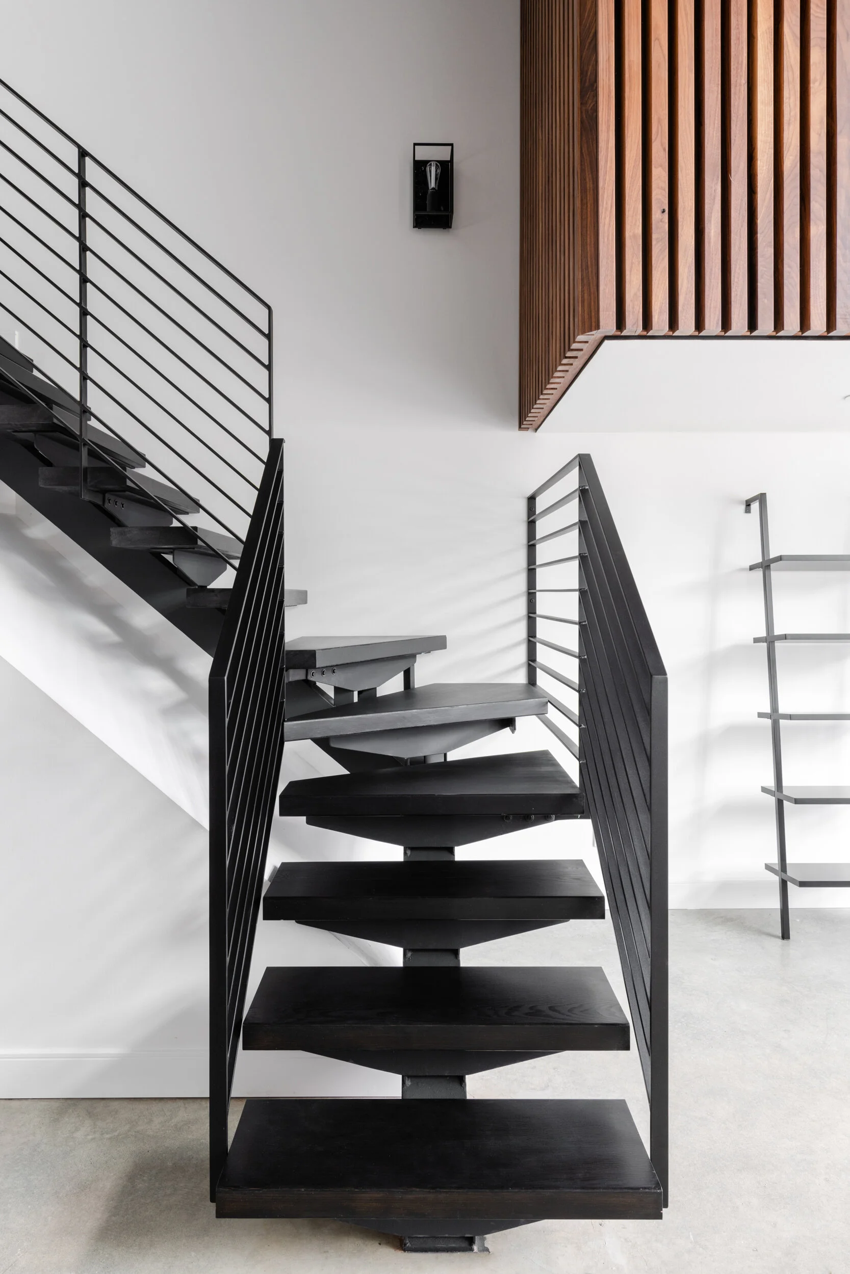 FREEMAN FABRICATION - Custom Fabrication & Furniture Design