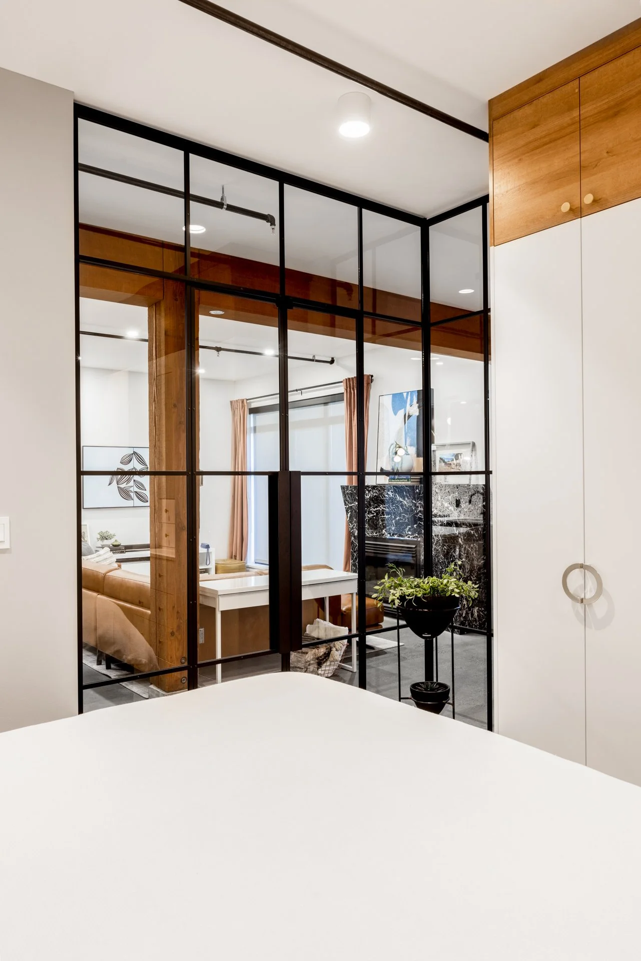 FREEMAN FABRICATION - Custom Fabrication & Furniture Design