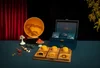 Mooncake Gift Sets 星級月餅禮盒 — Yat Tung Heen