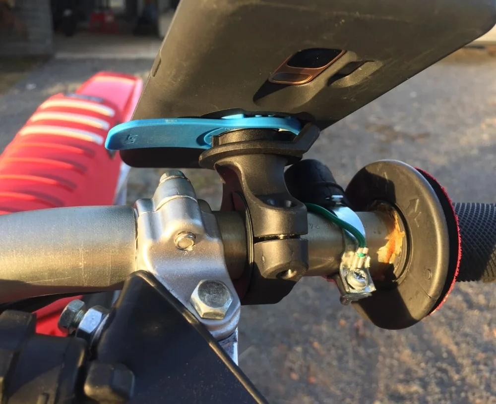 TESTED: QUAD LOCK MOTORCYCLE MOUNT — thedirt.co.nz