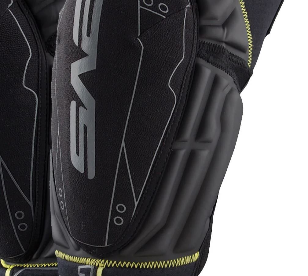 REVIEW: EVS TP199 / SLAYCO96 KNEE GUARDS — thedirt.co.nz REVIEW: EVS TP199 / SLAYCO96 KNEE GUARDS — thedirt.co.nz