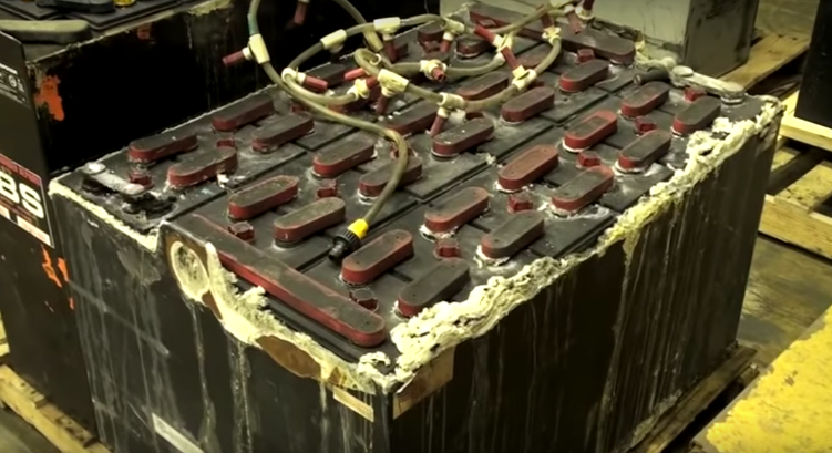 Simple Guide to Forklift Battery Maintenance — WAYCO - Best Forklift ...