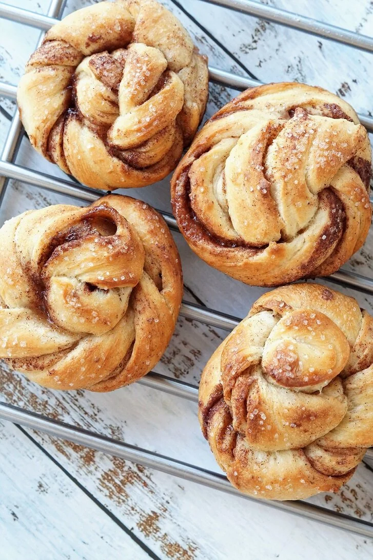 Kanelsnurrer Av Surdeig Kanelsnurrer Av Surdeig