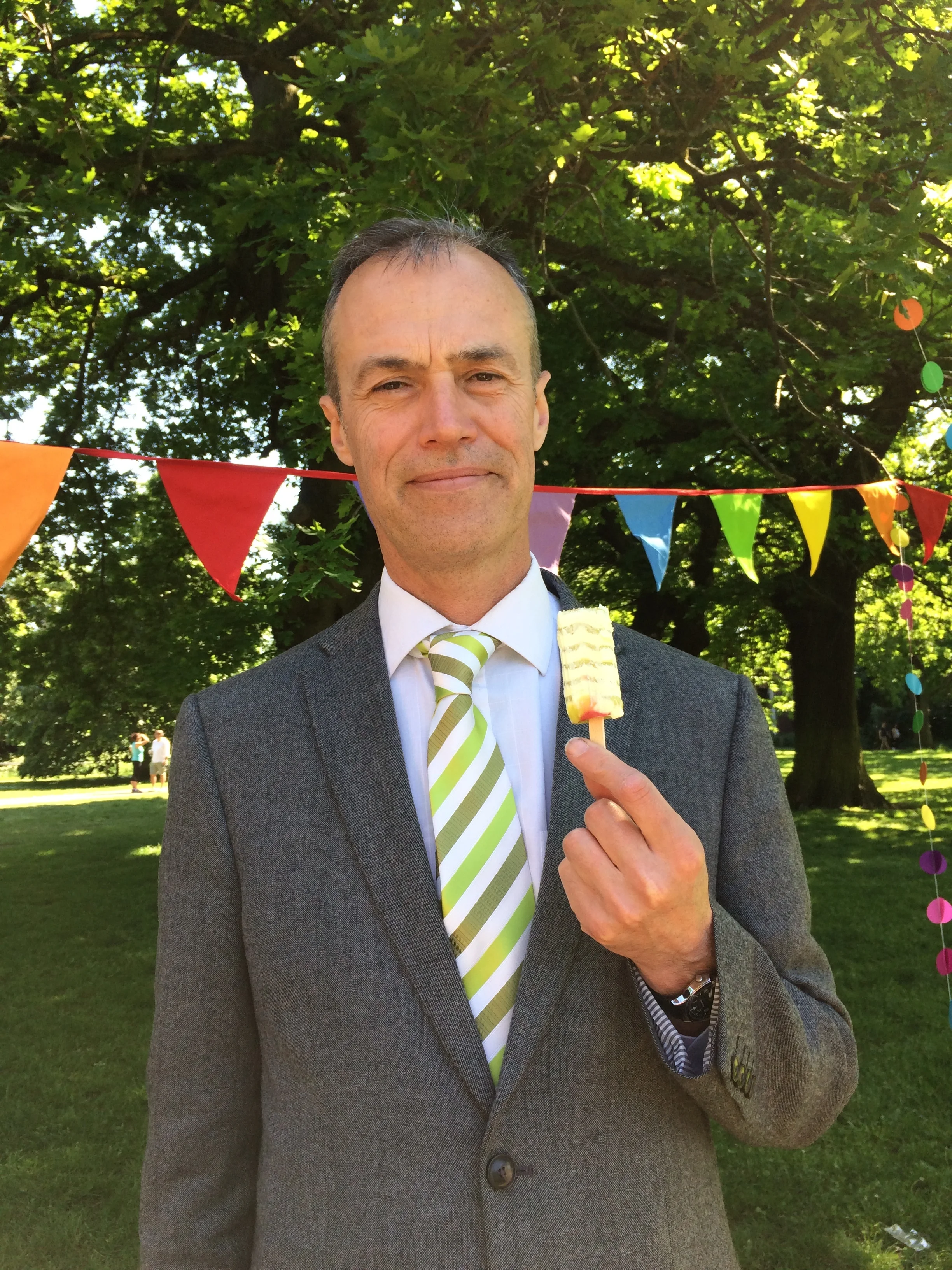 Celebrant Mark Hayford