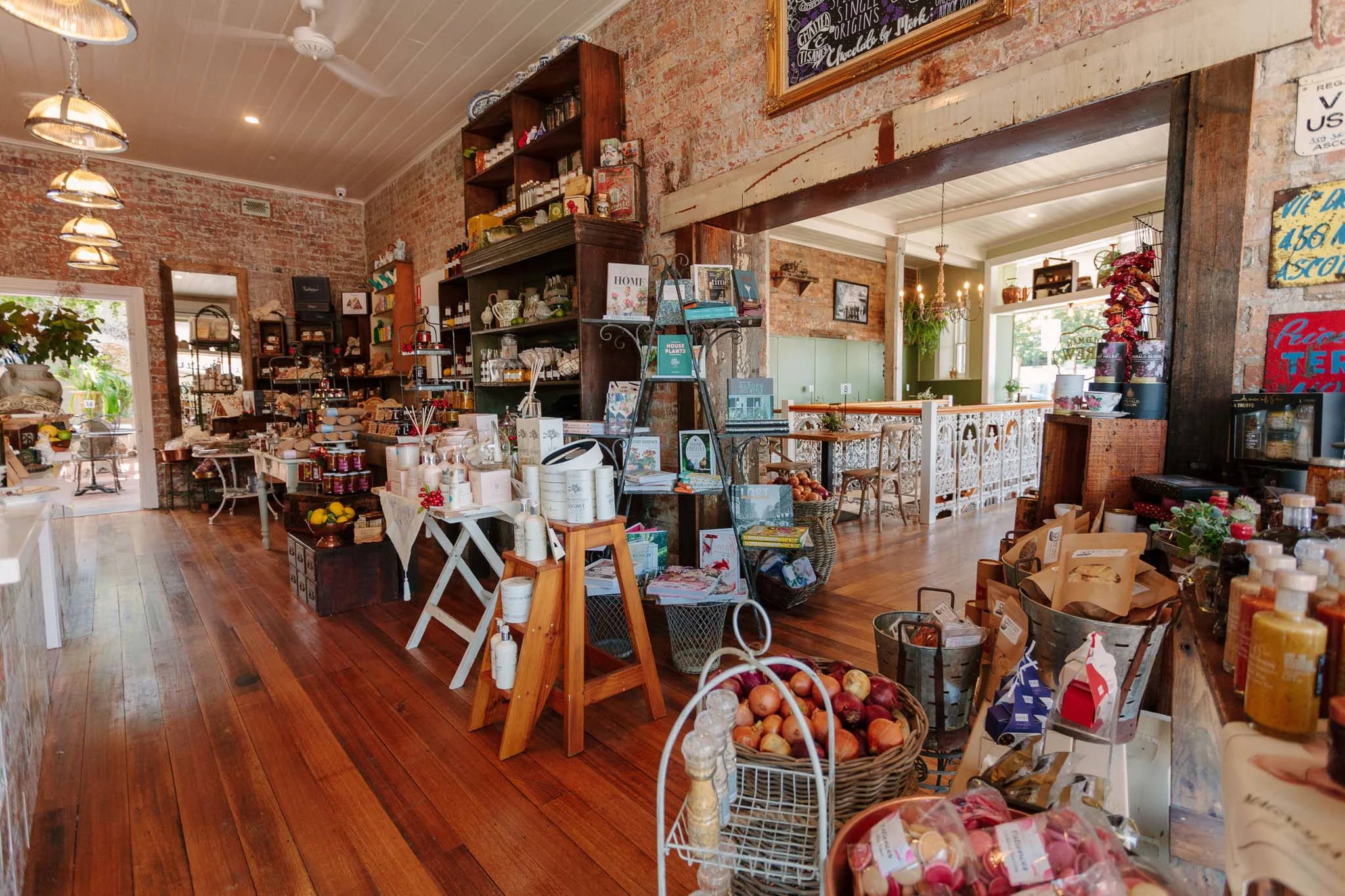 Old Man Drew Cafe