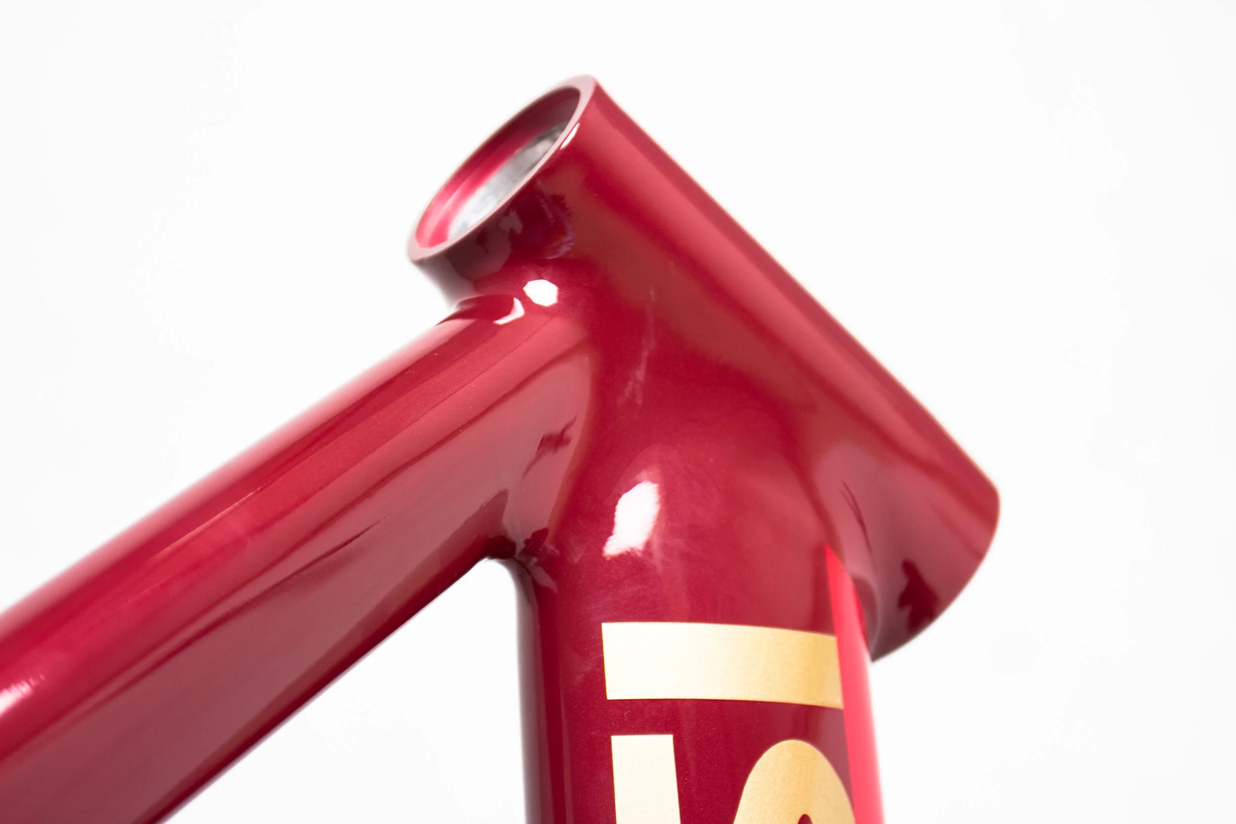 LOW PRO — COLOSSI