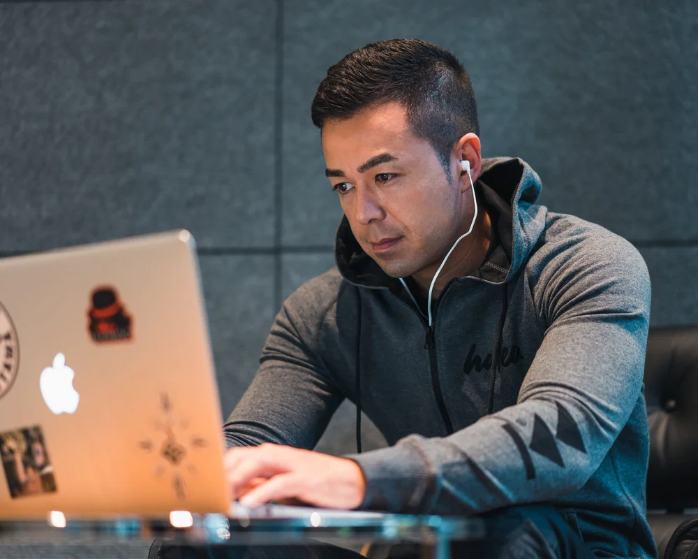 About — David Halton