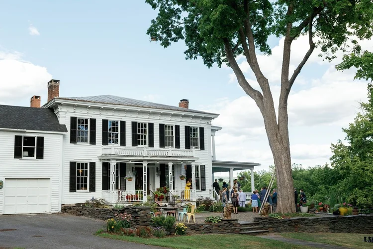 Best Month to Get Married in New York — THE MAPLES ESTATE