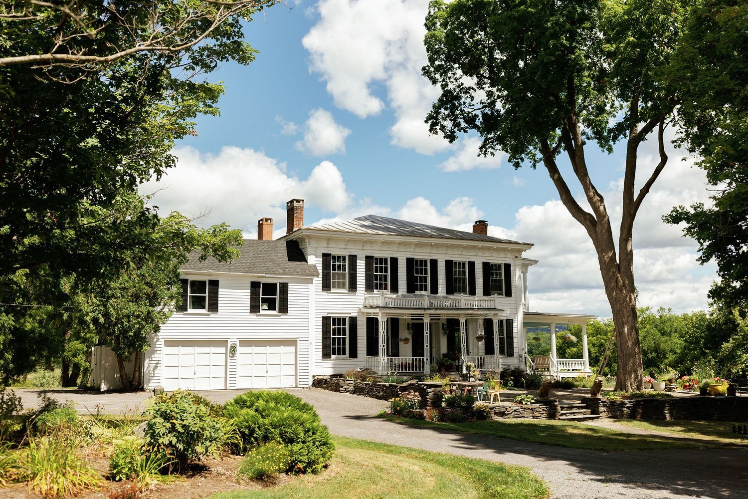 Katherine & Nath. A Bulldog Love Story. 8.13.22 — THE MAPLES ESTATE