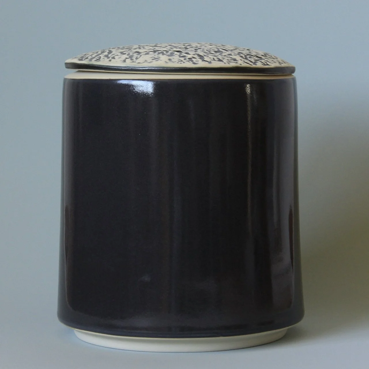 A small hand crafted porcelain crock for making miso at home — pom-me ...
