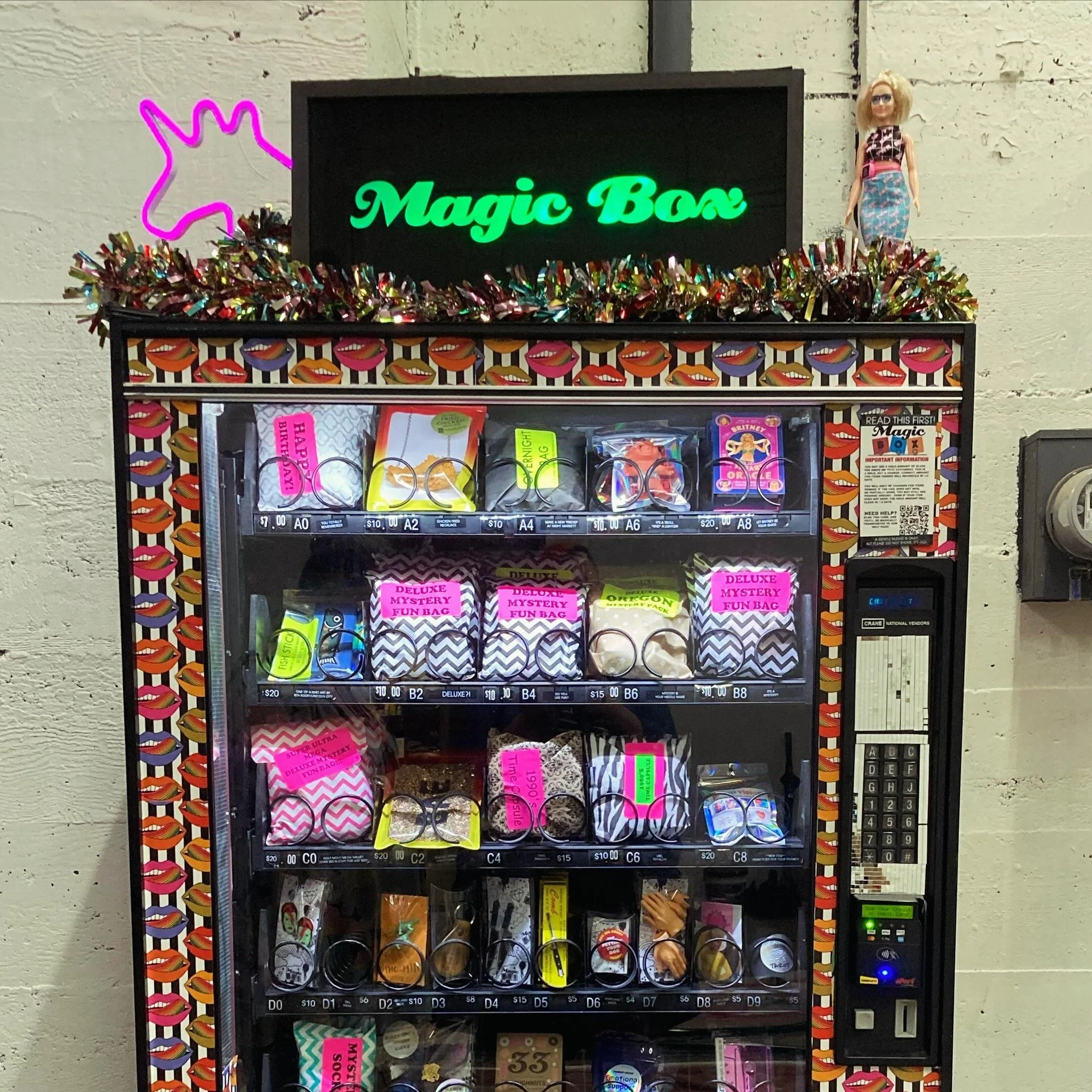 MAGIC BOX VENDING