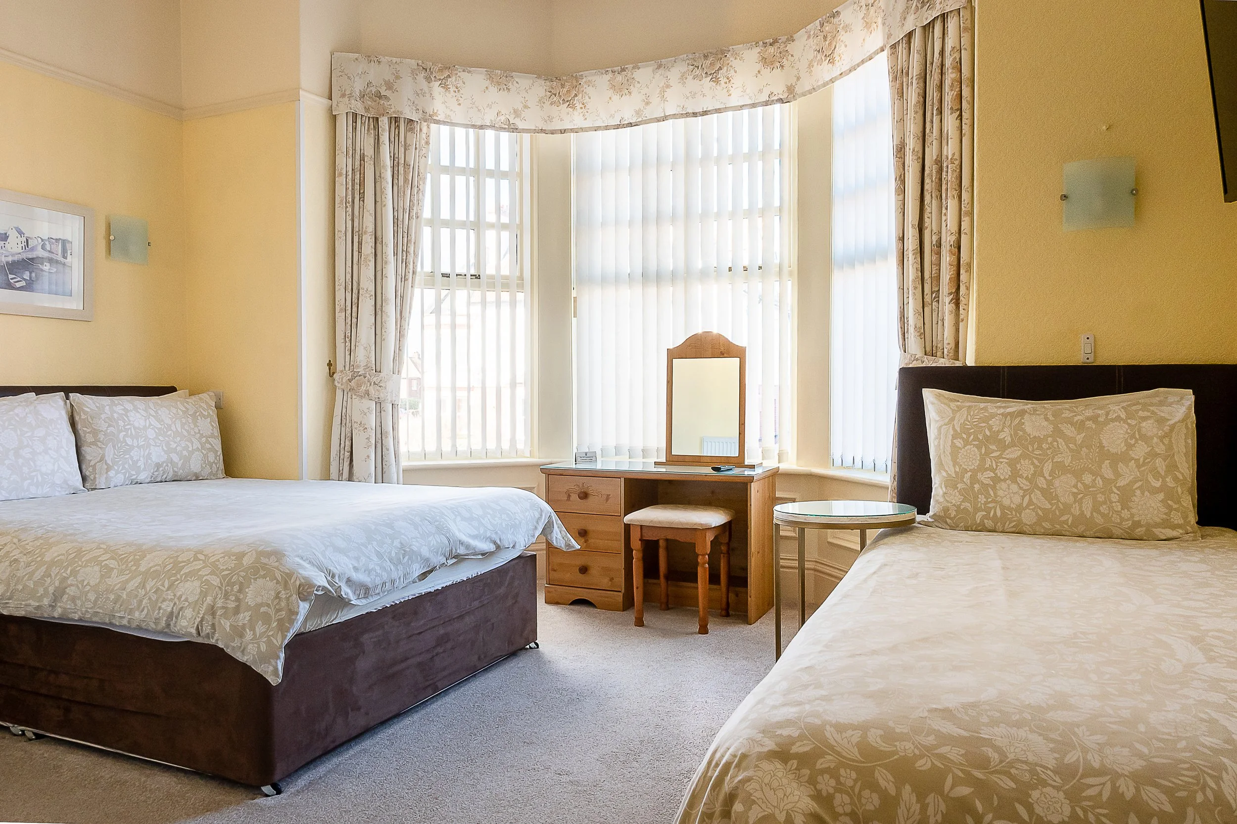 Gallery — Crescent Lodge Guest House