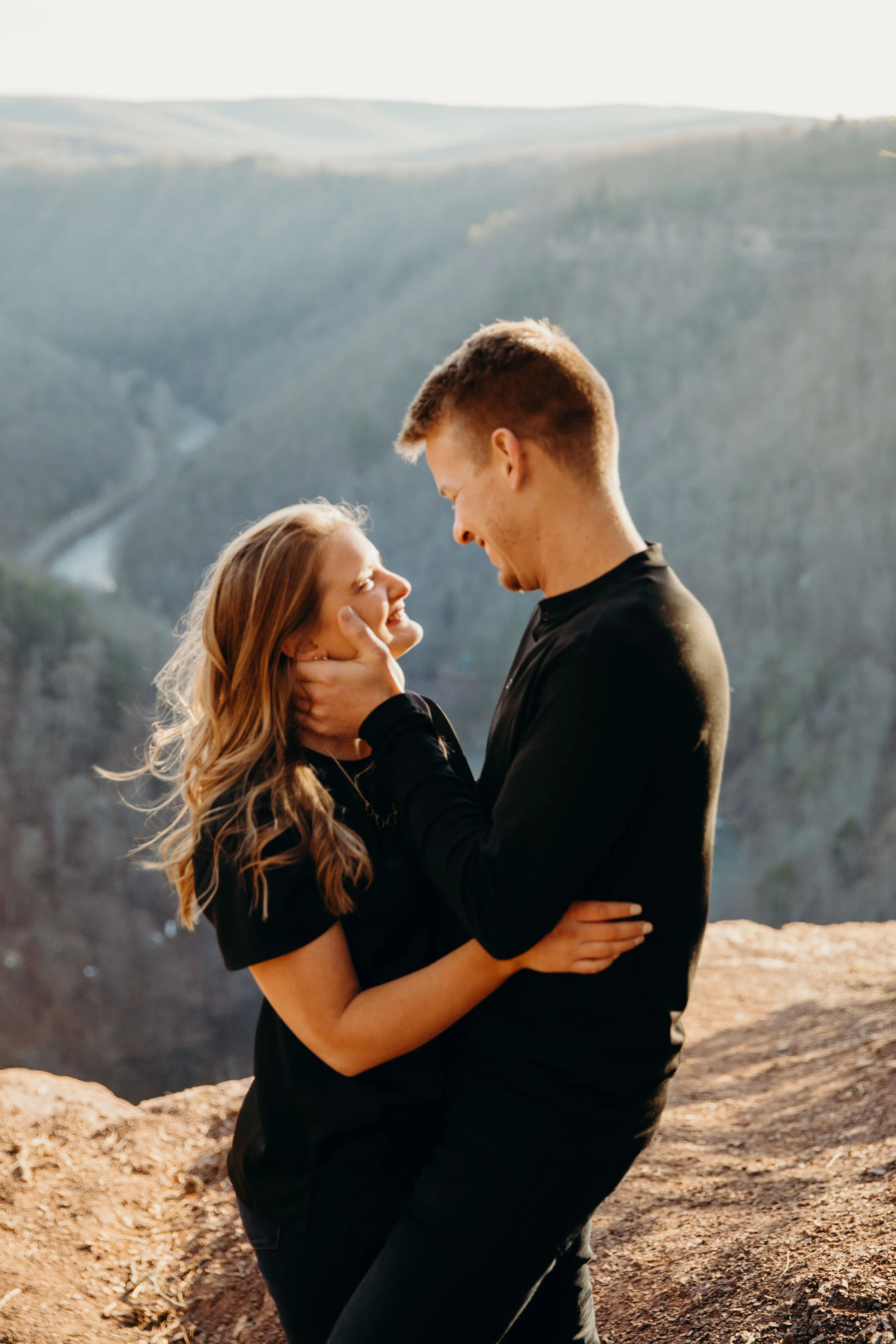 Kayla & Jonathan | PA Grand Canyon Engagement Session | Pennsylvania ...