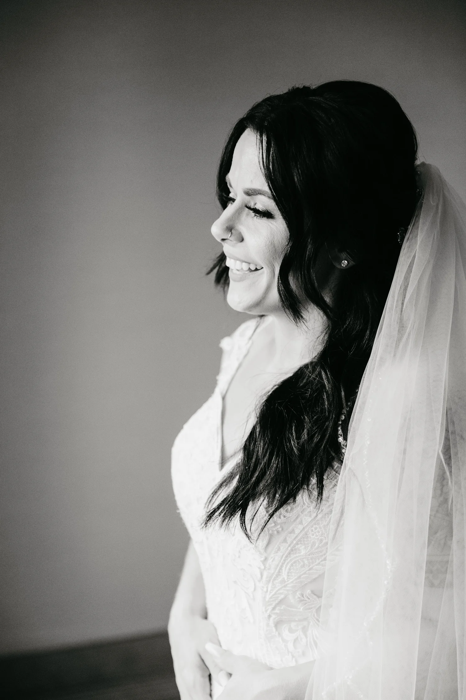 TAYLOR + ELIOT | RAINY BOHO ALTOONA WEDDING — Amy Lynn Photography