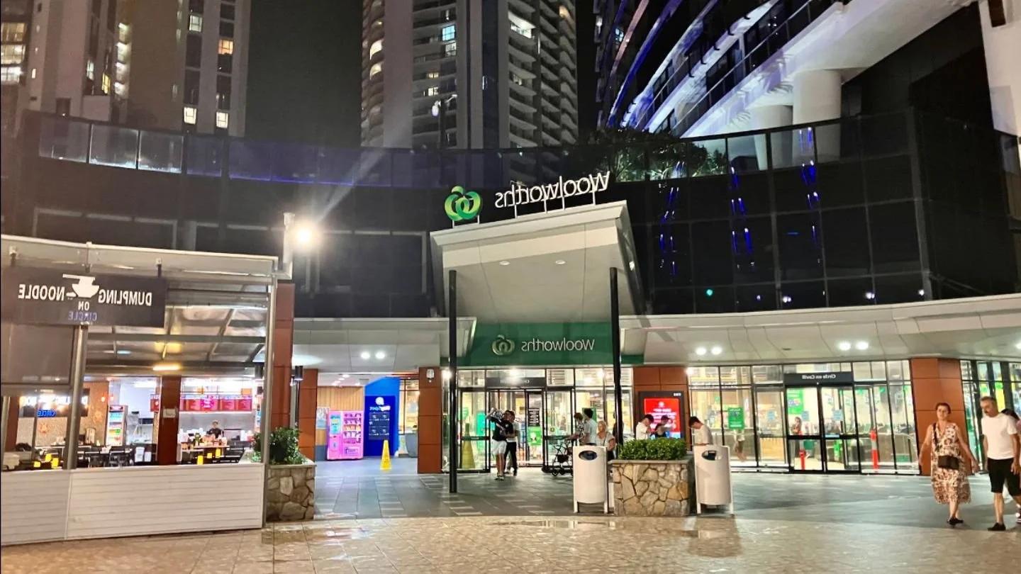 Markets and Shopping Mall in Surfers Paradise