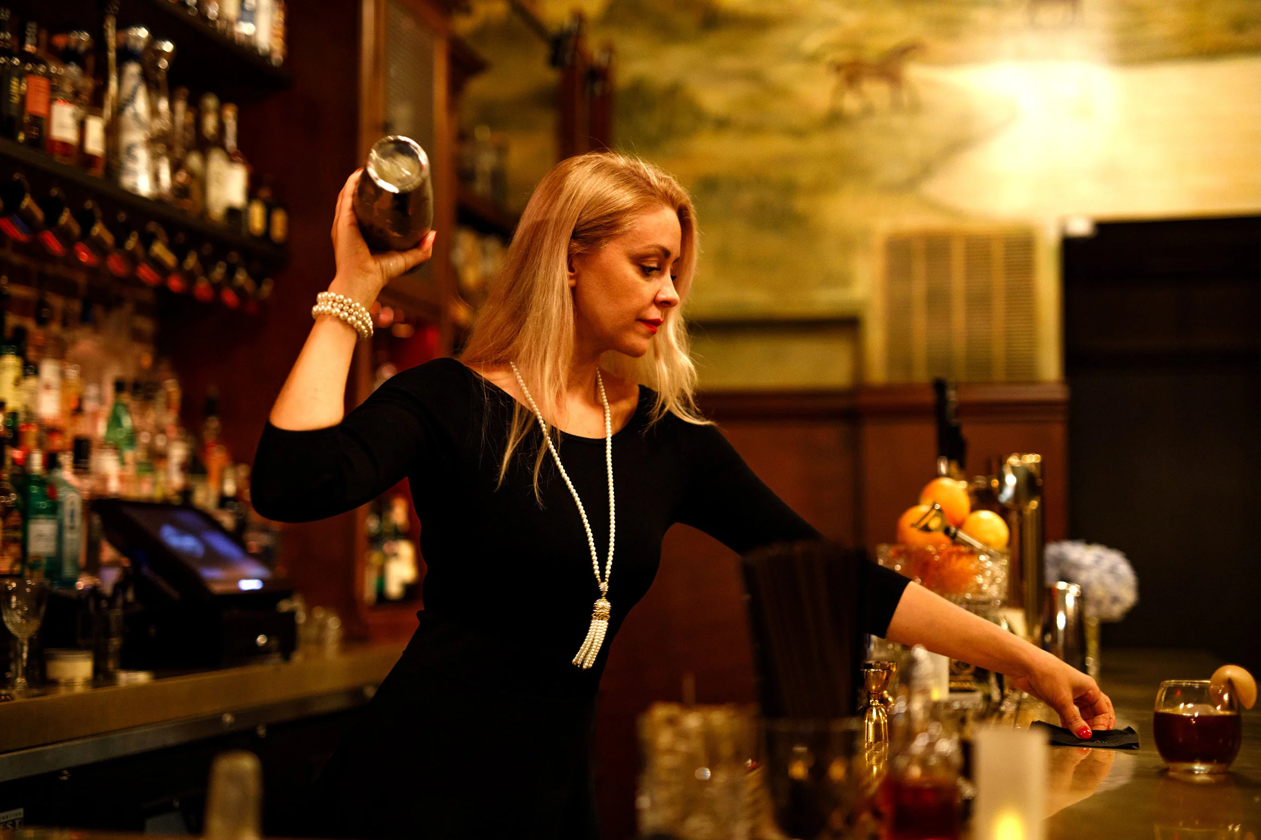 IRON HORSE Cocktails San Francisco - Historical Retro Style Bar in San ...