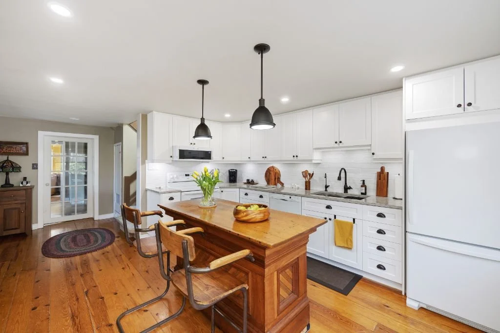 Blending Country Charm with Modern Function in the Kitchen — Multi ...